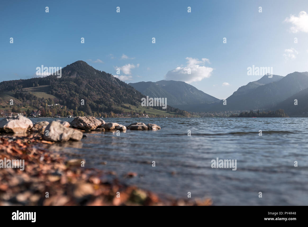 The Schliersee in autumn colors in the Bavarian mountains. With autumn ...