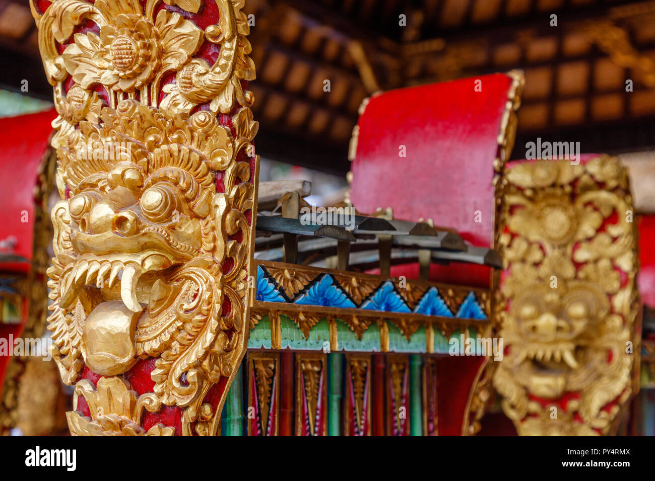 Indonesia bali gamelan traditional indonesian hi-res stock photography ...