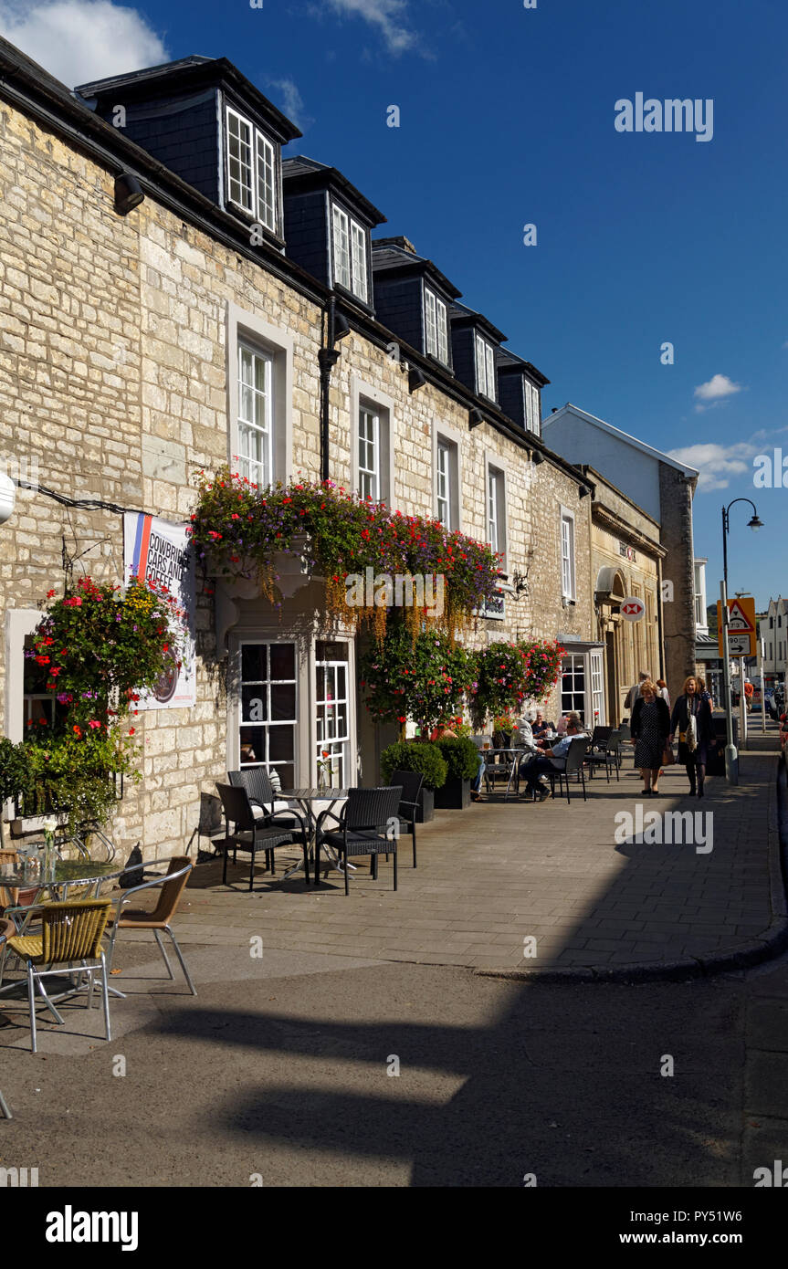 The bear cowbridge hi-res stock photography and images - Alamy