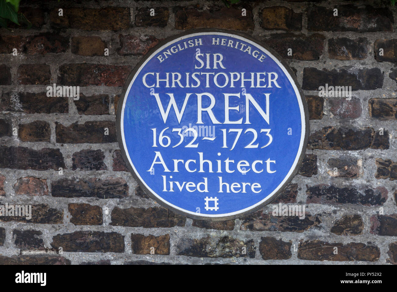 Sir christopher wren architect hi-res stock photography and images - Alamy