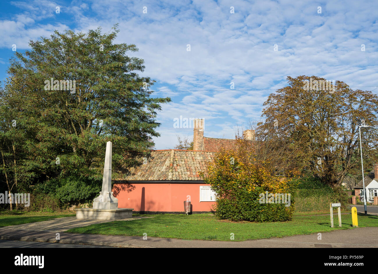 corner of Coles road with Fen road, Milton, Cambridge Stock Photo - Alamy