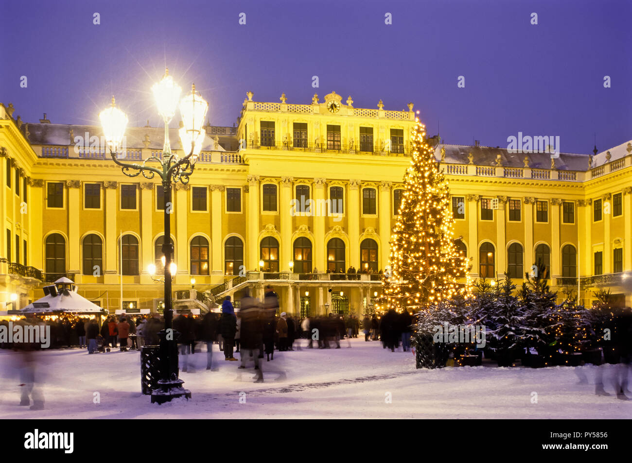 Barock weihnachtsmarkt hi-res stock photography and images - Alamy