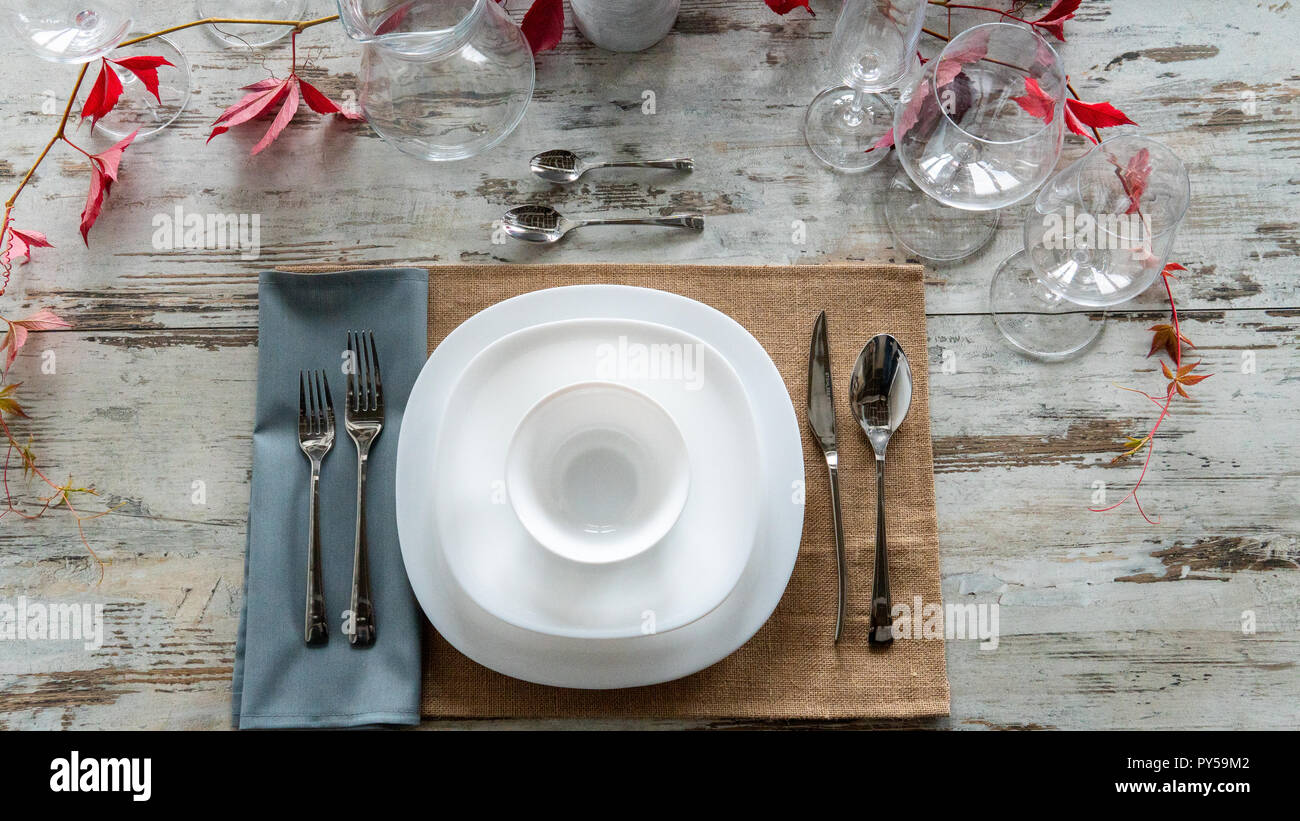 Formal table setting empty plate hi-res stock photography and images ...