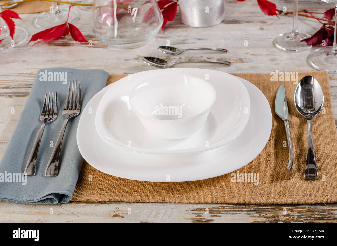 Formal table setting empty plate hi-res stock photography and images ...