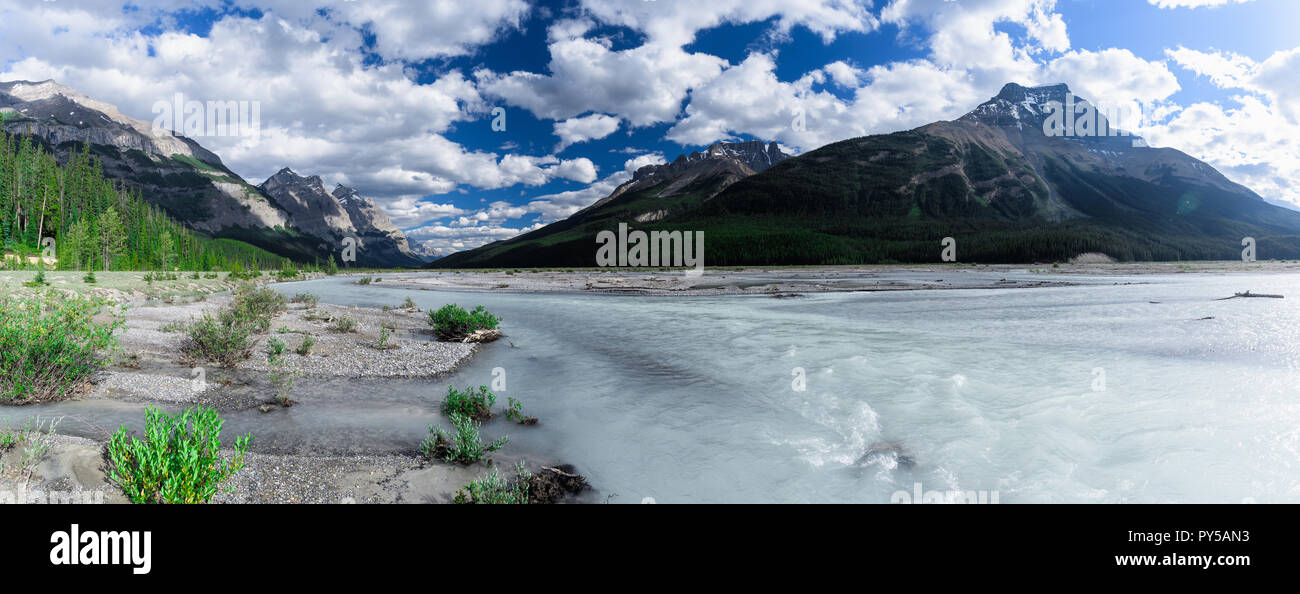 Panorama of Rocky mountains in Banff National Park Stock Photo - Alamy