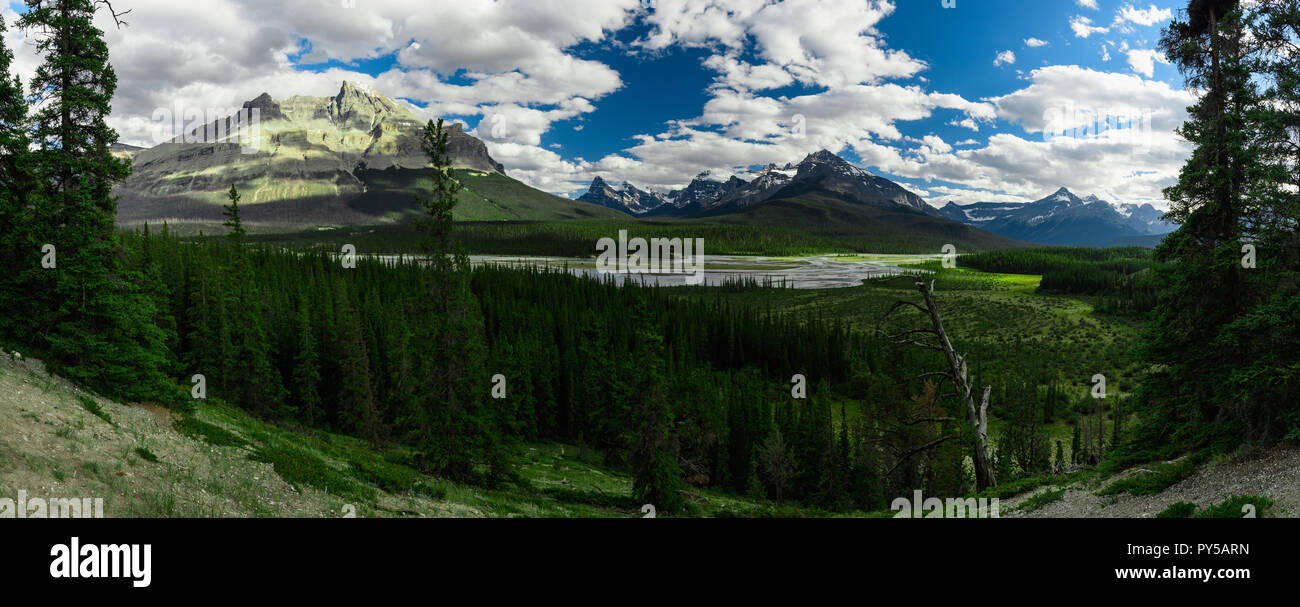 Panorama of Rocky mountains in Banff National Park Stock Photo - Alamy