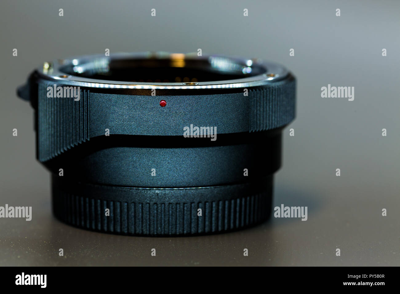 Teleconverter hi-res stock photography and images - Alamy