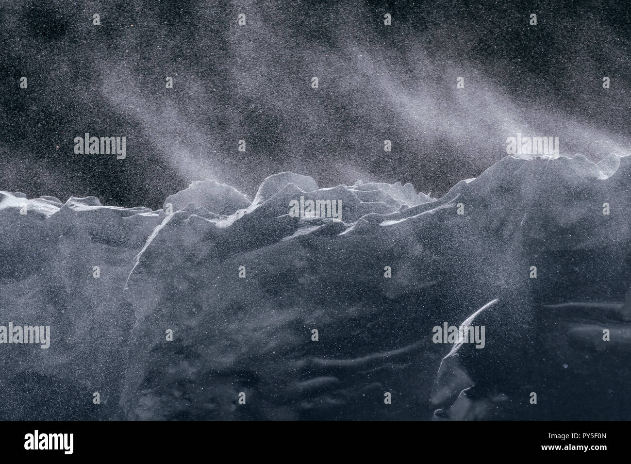 White blow hill hi-res stock photography and images - Alamy