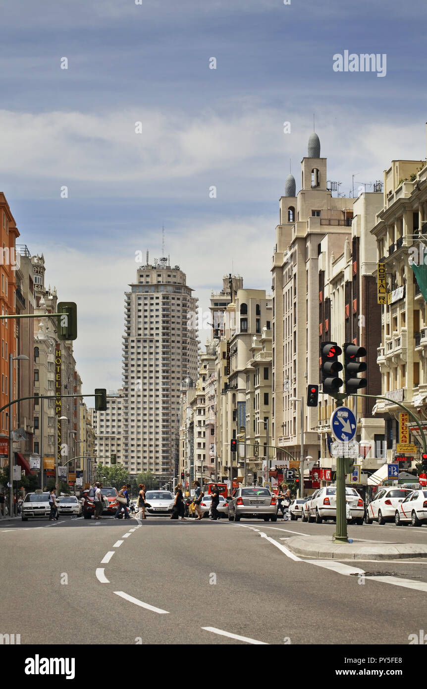 Gran via madrid city hi-res stock photography and images - Alamy