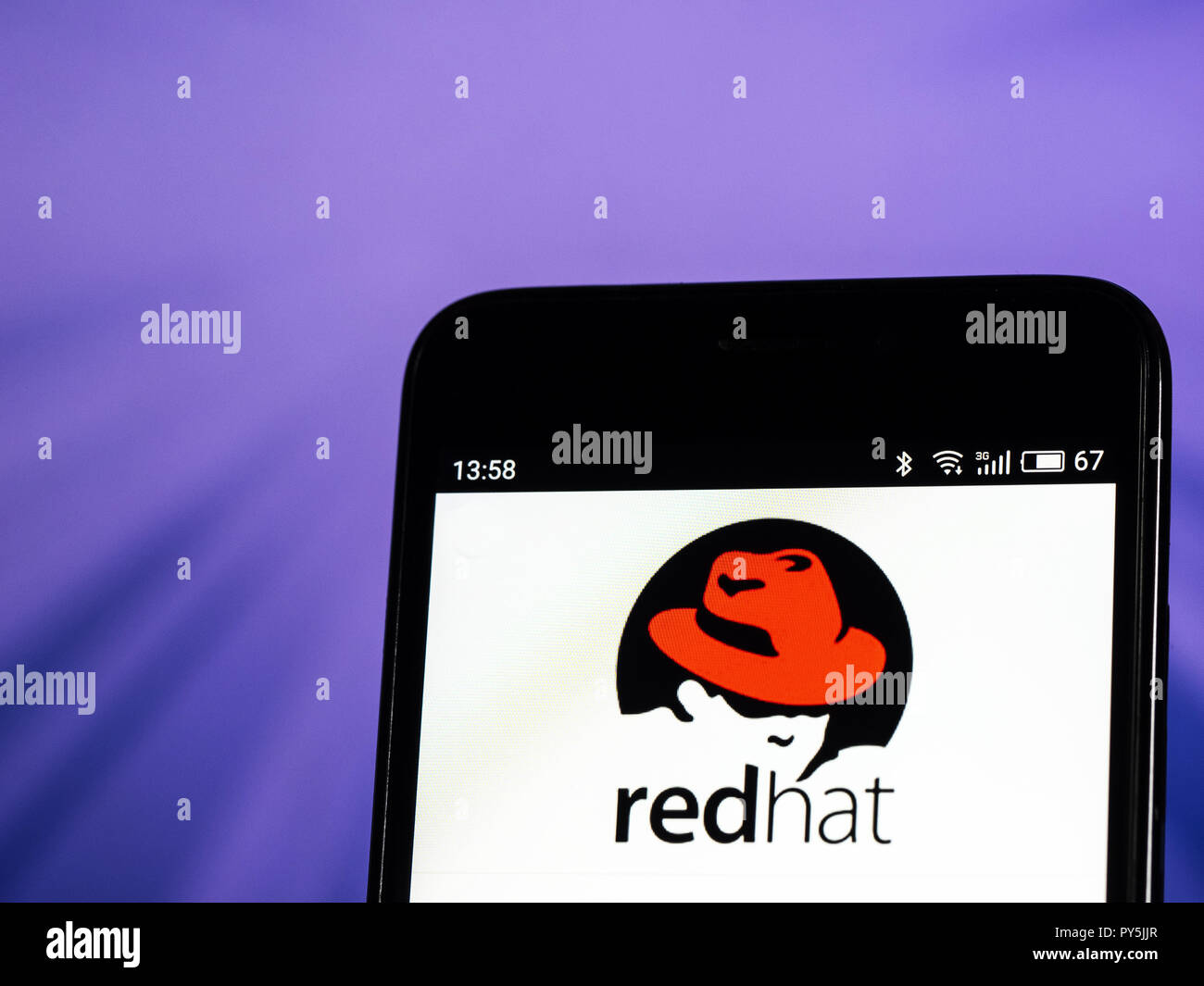 Company logo on hat hi-res stock photography and images - Alamy