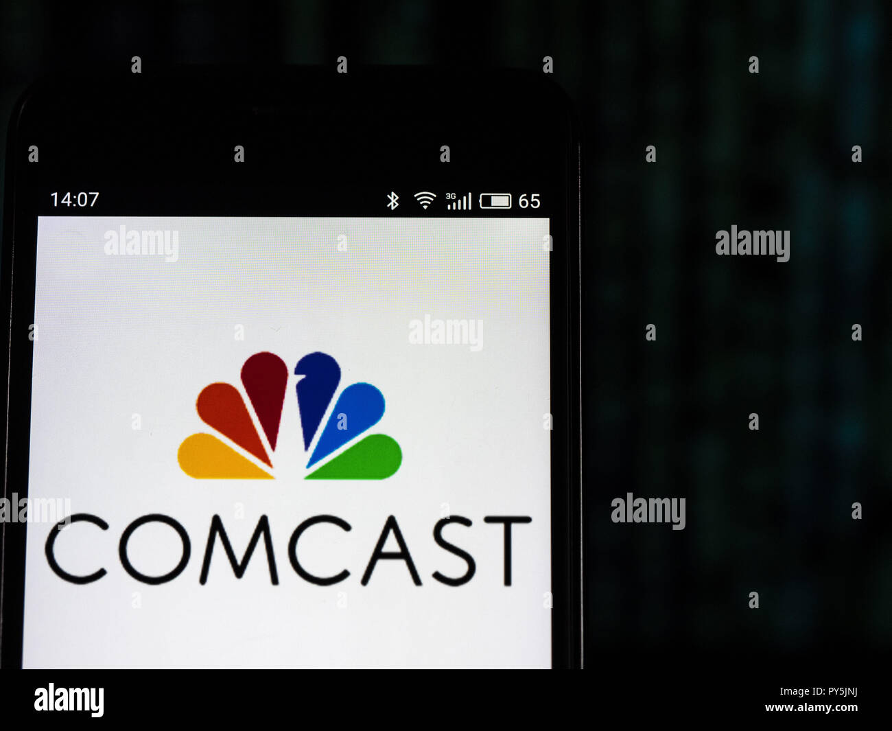 Global telecommunications hi-res stock photography and images - Alamy