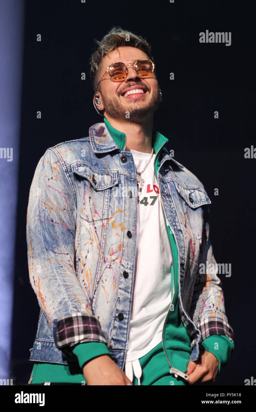 Karol g 2018 hi-res stock photography and images - Alamy