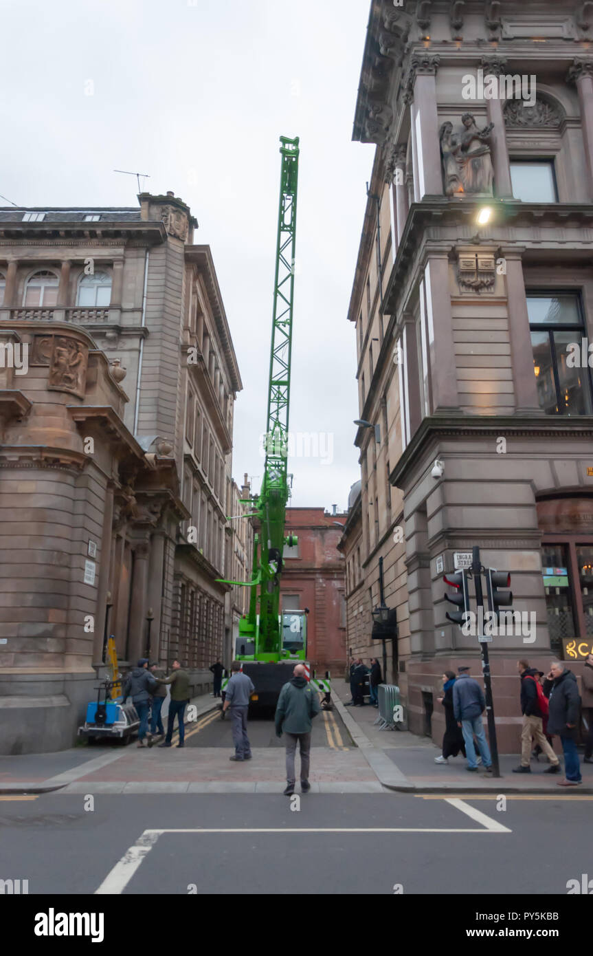 Glasgow, Scotland, UK. 25th October, 2018. On the streets of the City ...