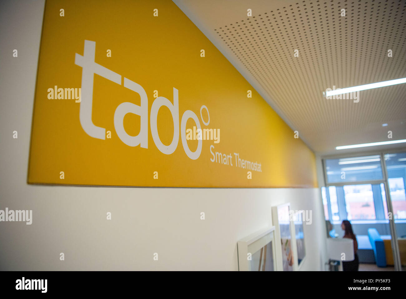 25 October 2018, Bavaria, München: The logo of the heating network ...