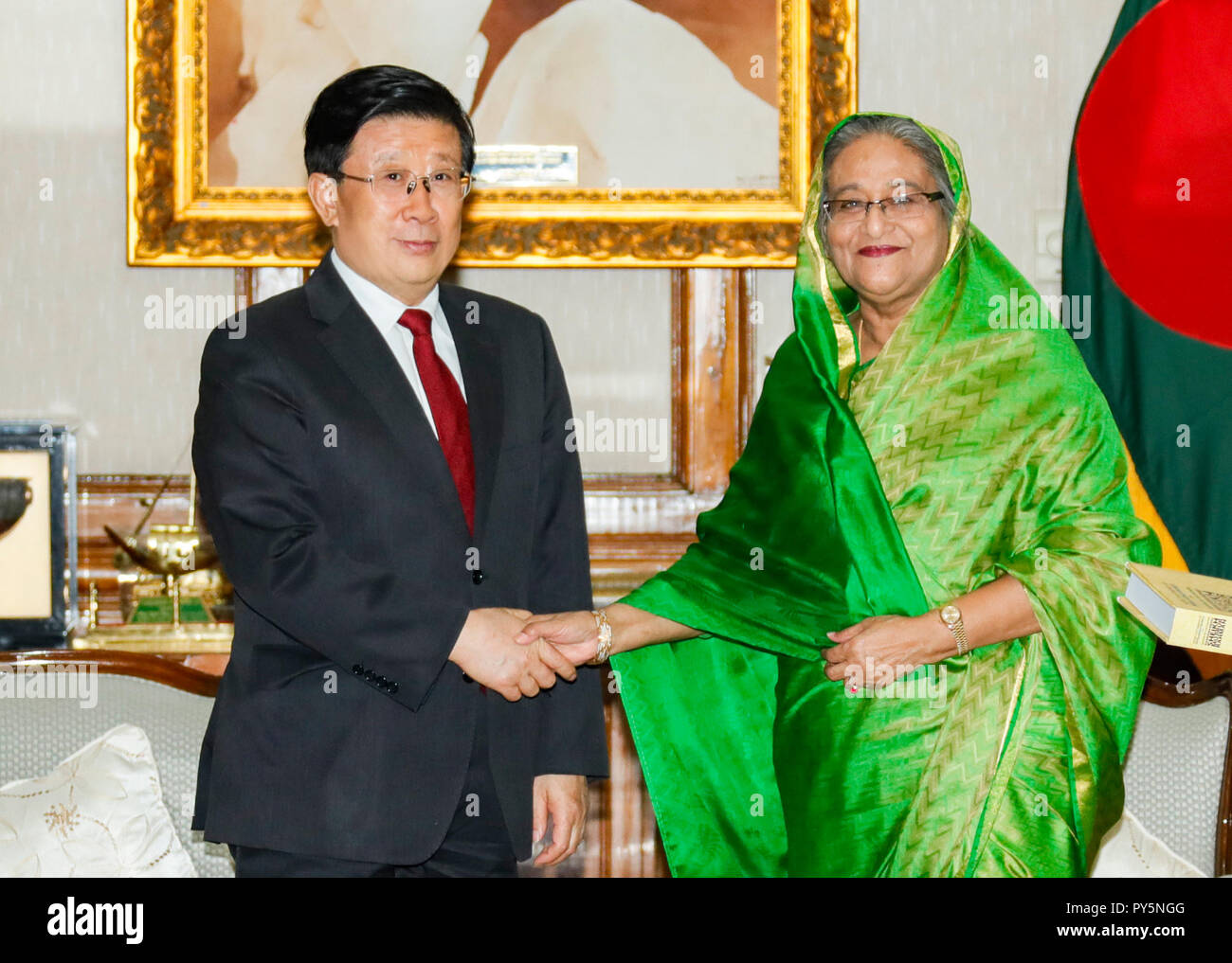 Dhaka, Bangladesh. 25th Oct, 2018. Visiting Chinese State Councilor and ...