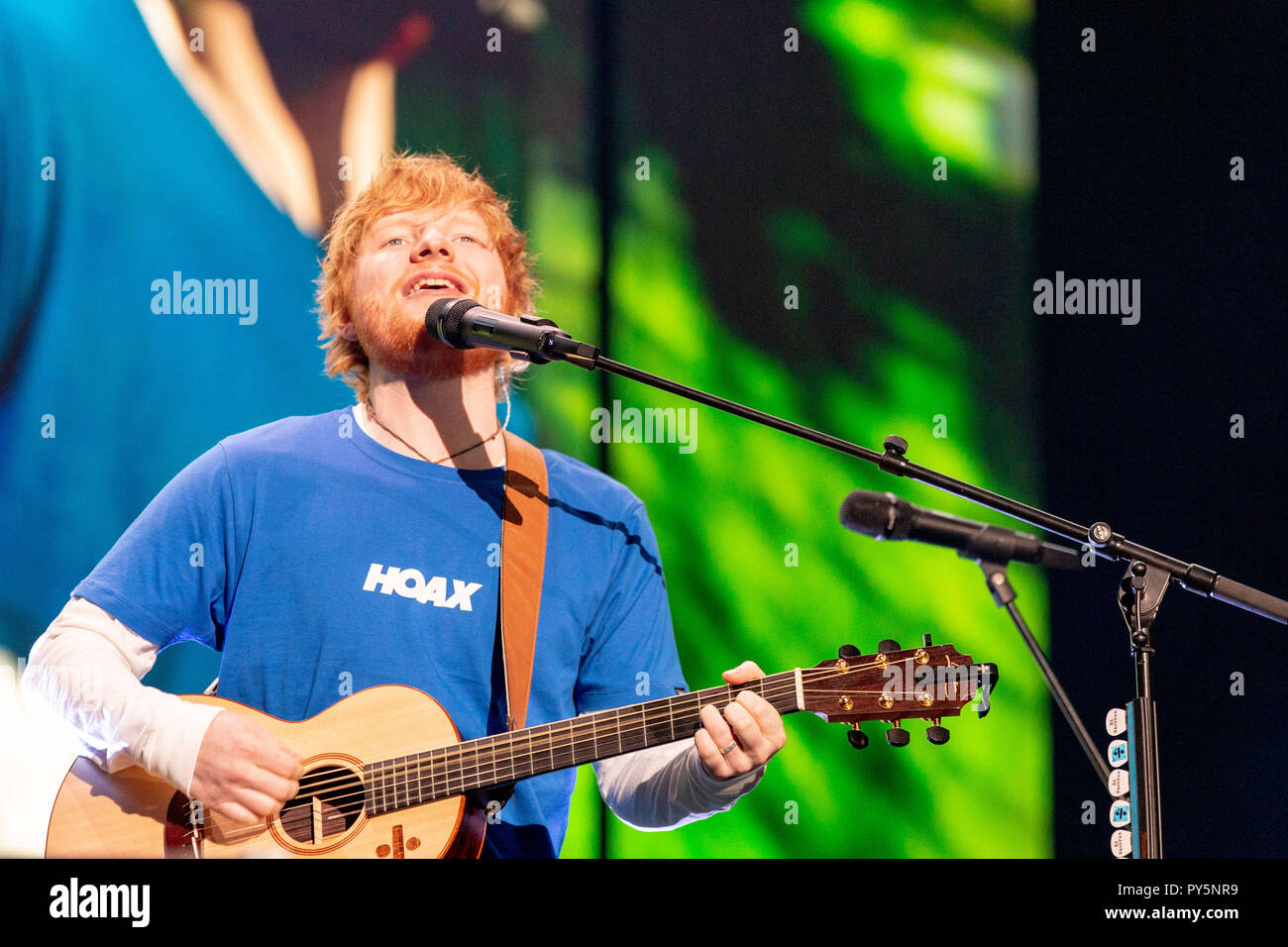 Milwaukee, Wisconsin, USA. 24th Oct, 2018. ED SHEERAN at Miller Park in ...