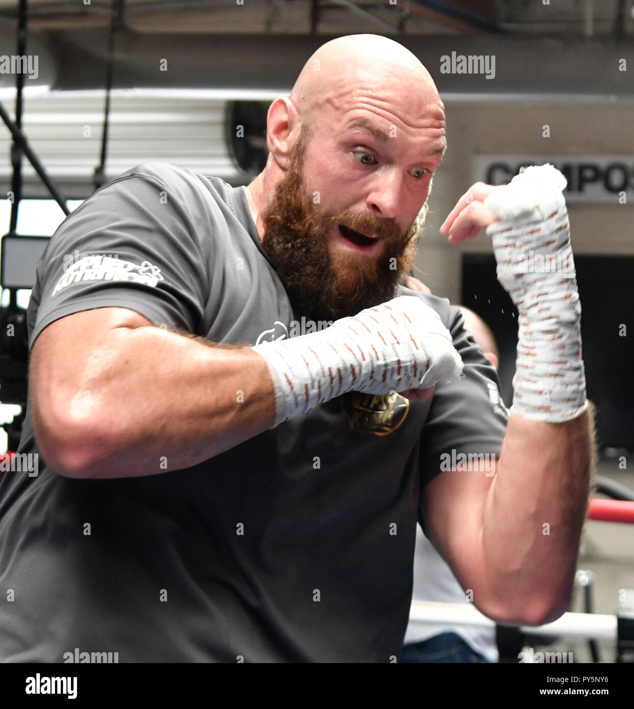 Tyson fury hi-res stock photography and images - Alamy