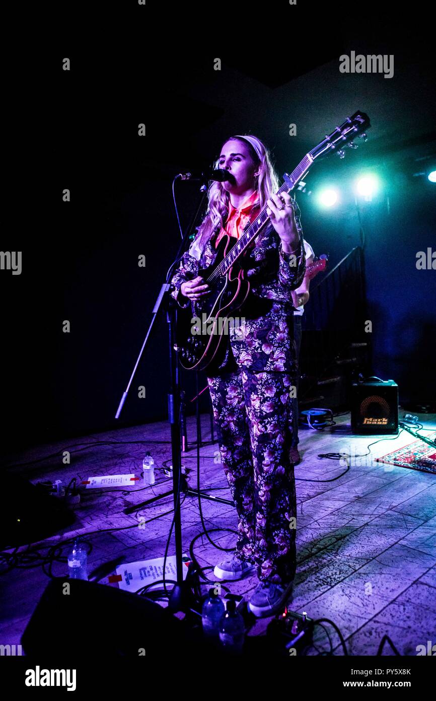 Laurel ohibo milano hi-res stock photography and images - Alamy