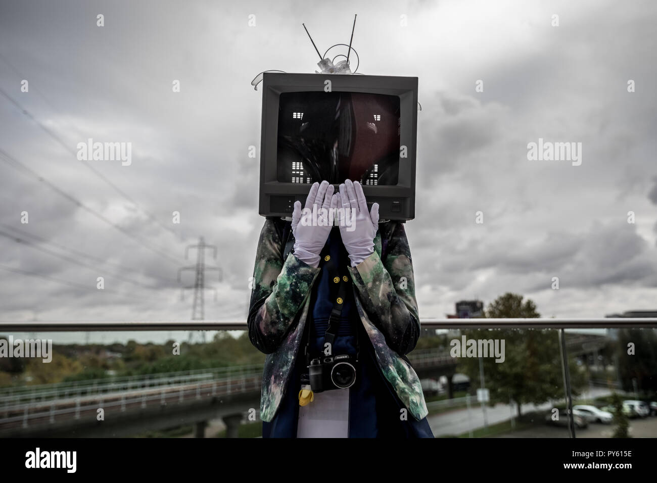 Monitor Head Cosplay