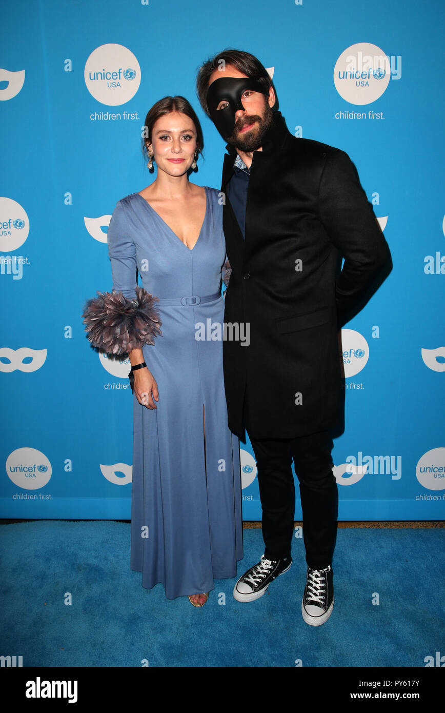 Martin Starr And Alison Brie