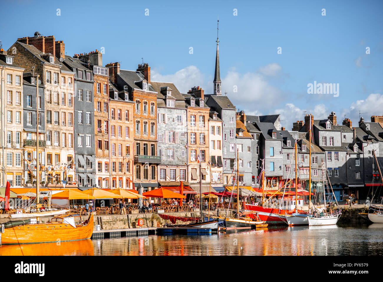 Waterfront with beautiful old buildings in Honfleur, famous french town ...