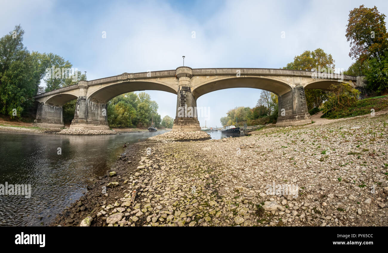 Oxbow lake hi-res stock photography and images - Alamy