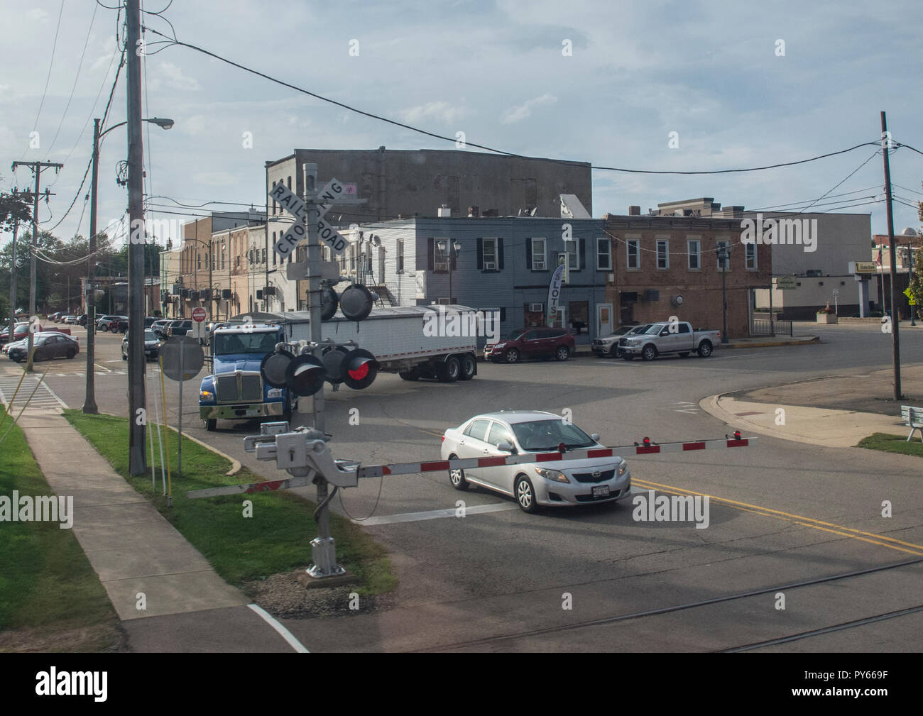 View from the Amtrak train Southwest Chief, railway crossing Mendota ...