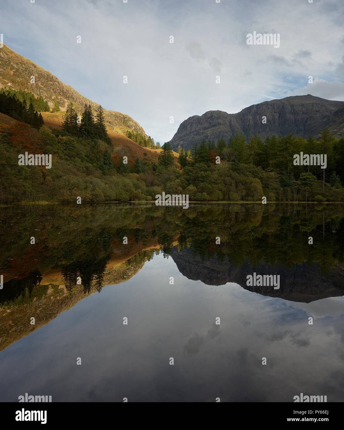 Loch landcape hi-res stock photography and images - Alamy