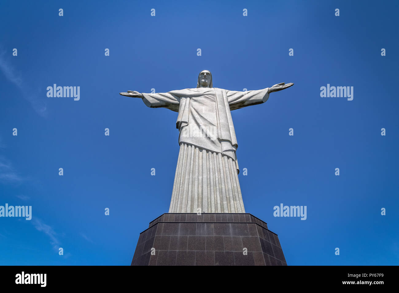 Christ the Redeemer Statue - Rio de Janeiro, Brazil Stock Photo - Alamy