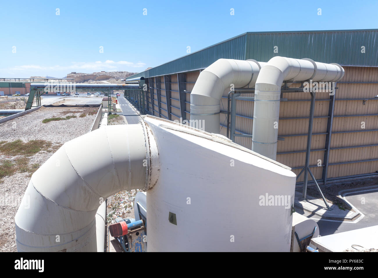 Materials recovery facility hi-res stock photography and images - Alamy