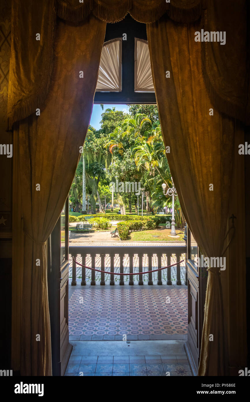 View former presidential palace hi-res stock photography and images - Alamy