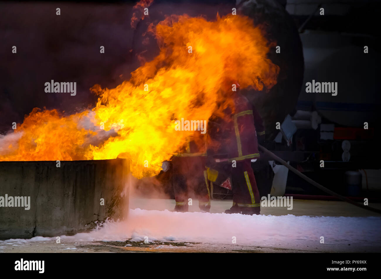 Catastrophe accident disaster gas gasoline fuel essence petrol ...