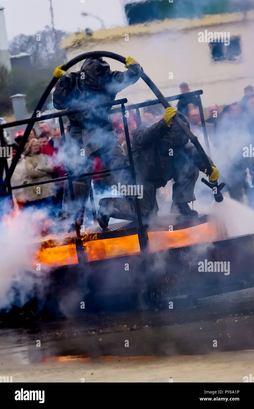 Catastrophe accident disaster gas gasoline fuel essence petrol ...