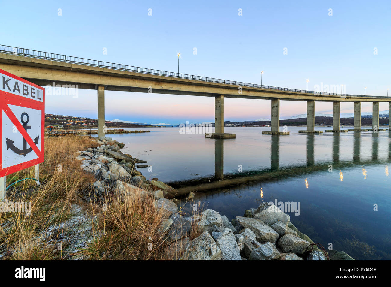 Concrete cantilever bridge hi-res stock photography and images - Alamy