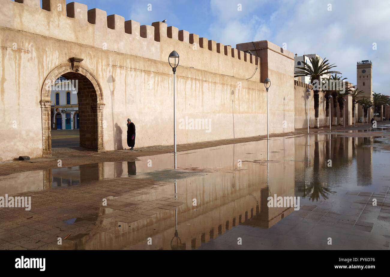 The city of rain hi-res stock photography and images - Alamy