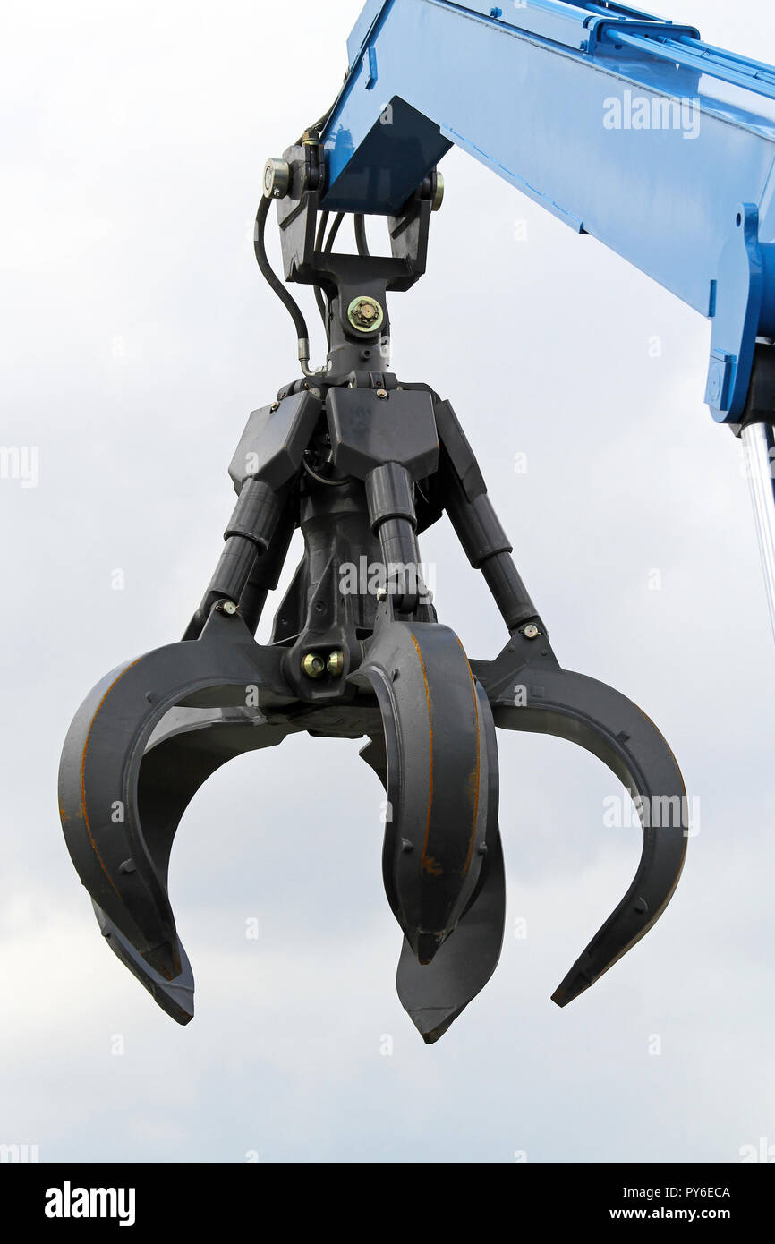 Open claw machine hi-res stock photography and images - Alamy