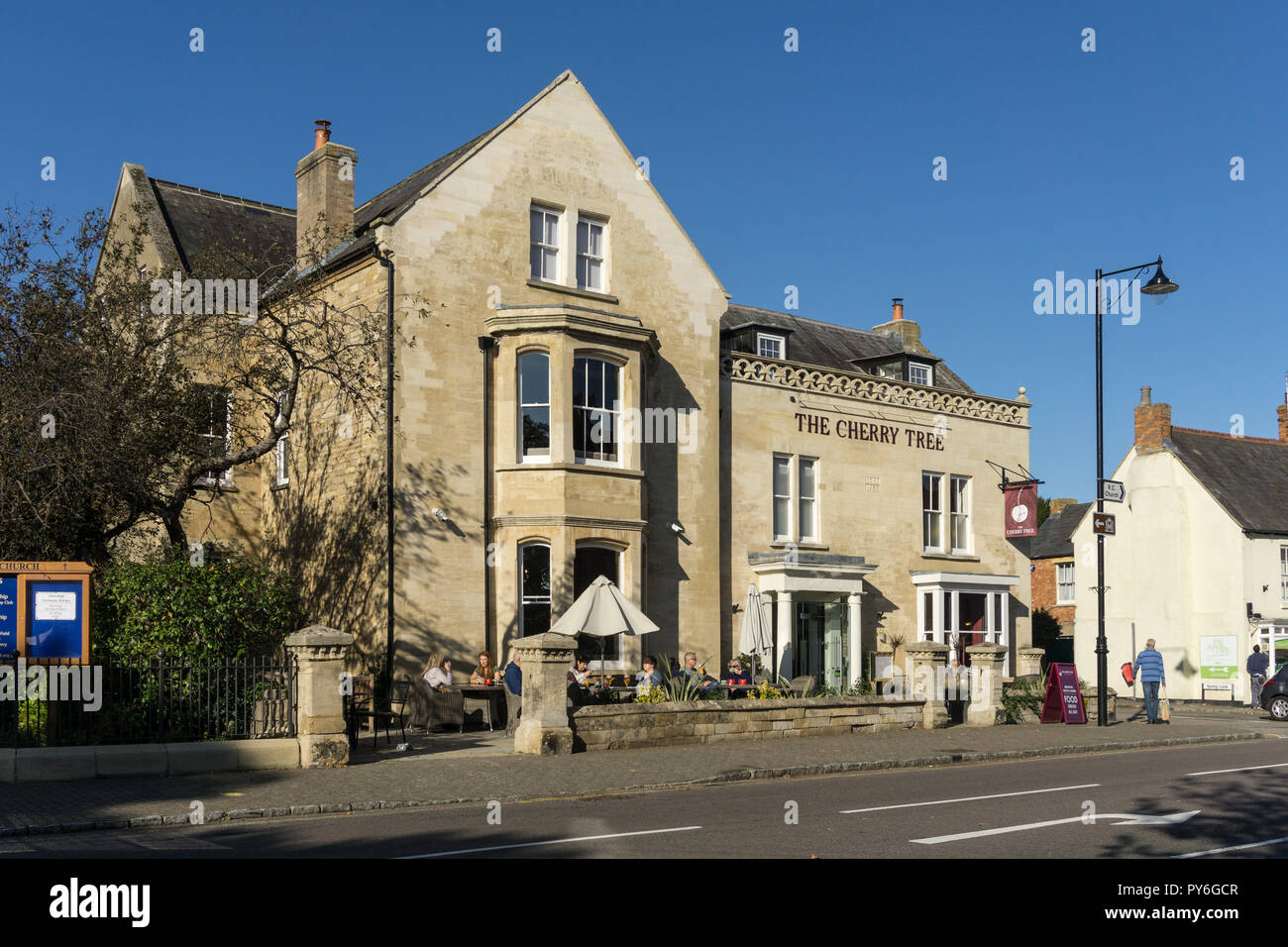 Cherry tree uk autumn hi-res stock photography and images - Alamy