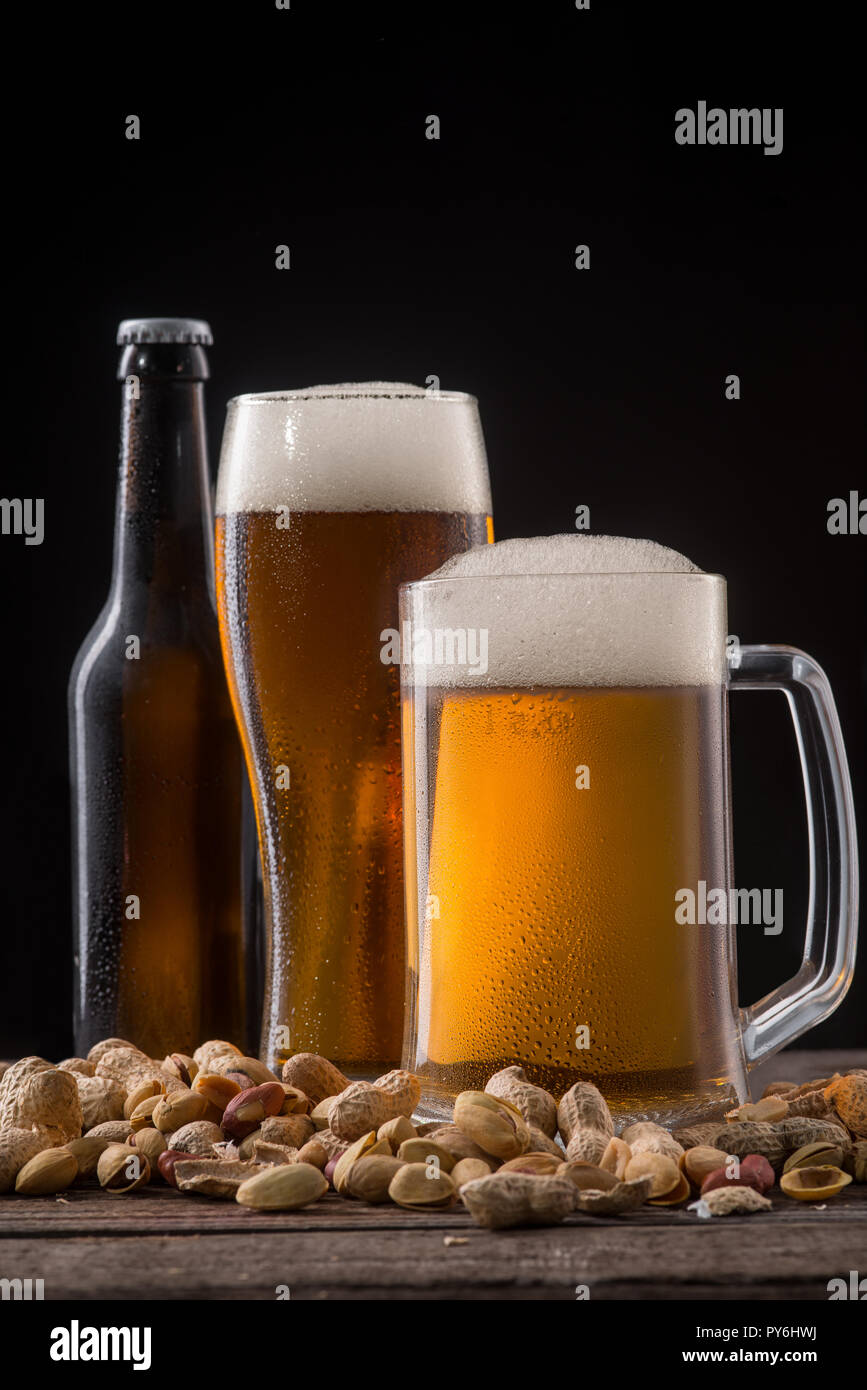 Beer and snacks Stock Photo - Alamy
