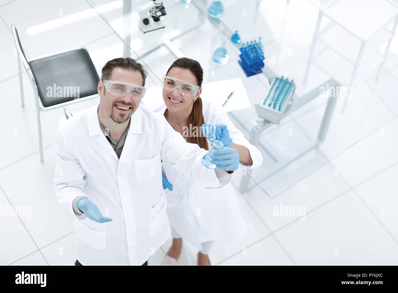 Science lab hi-res stock photography and images - Alamy