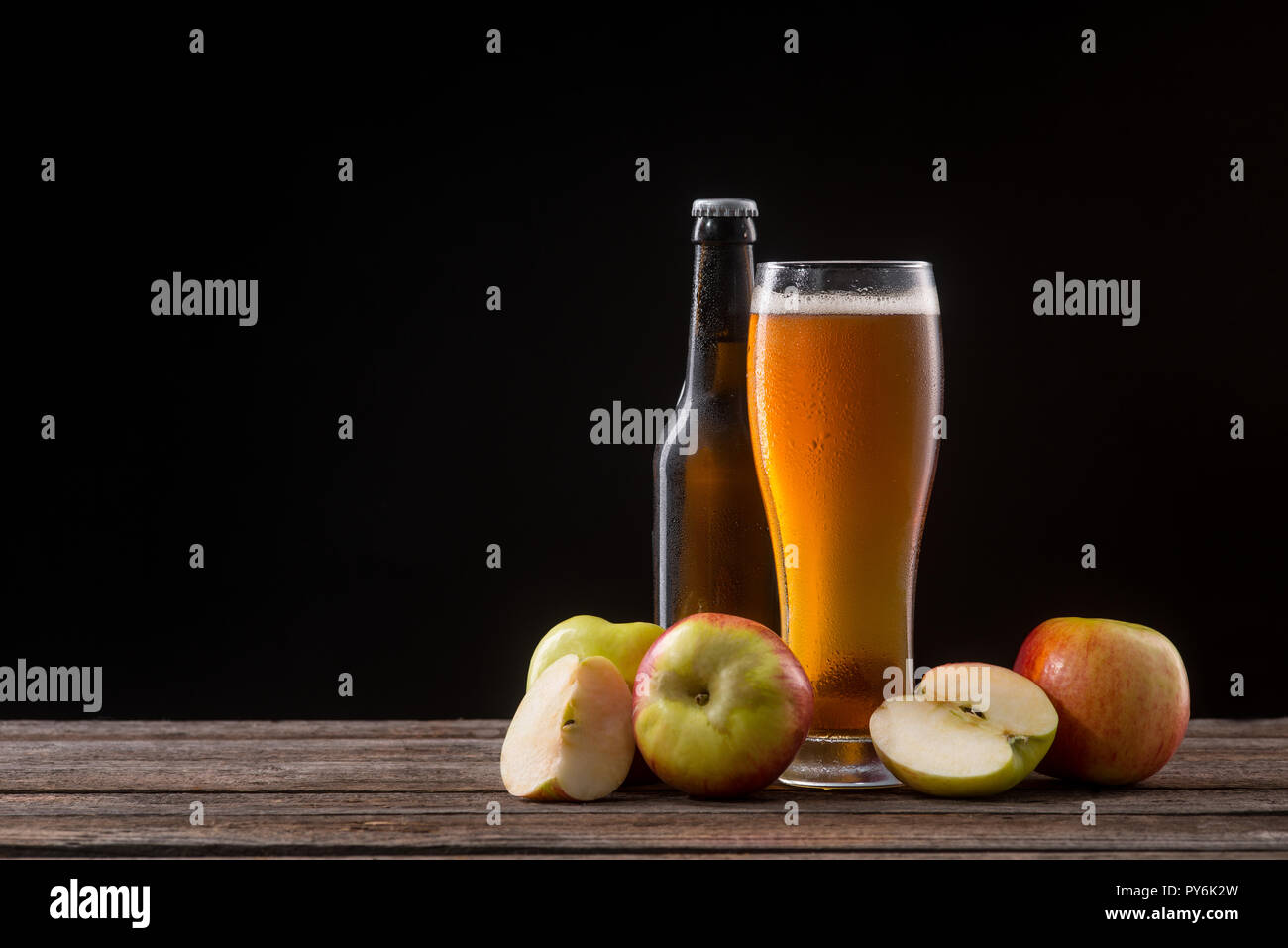 Chilled cider hi-res stock photography and images - Alamy
