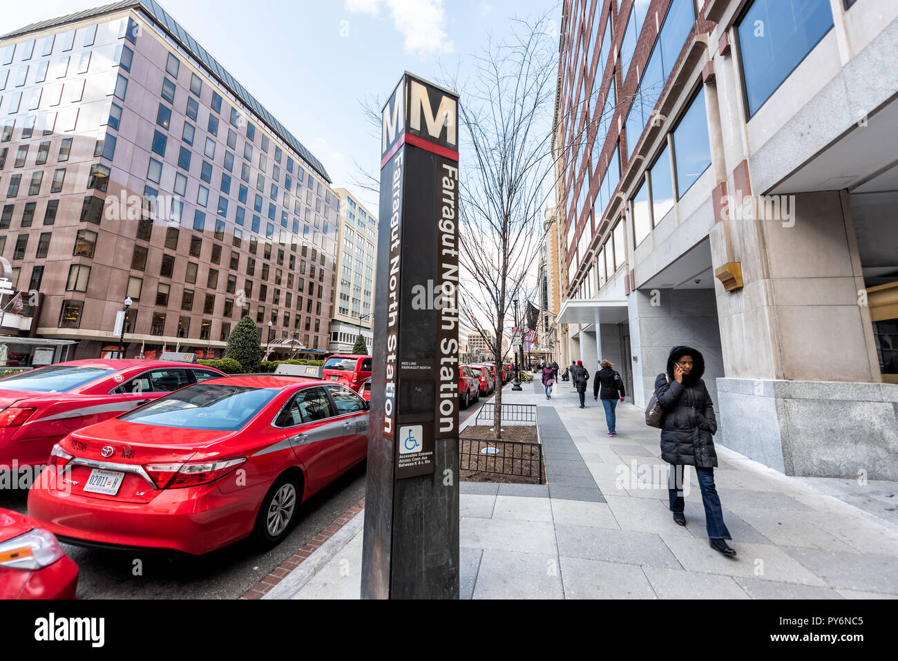 Washington DC, USA - March 9, 2018: Farragut North Subway Metro Station ...