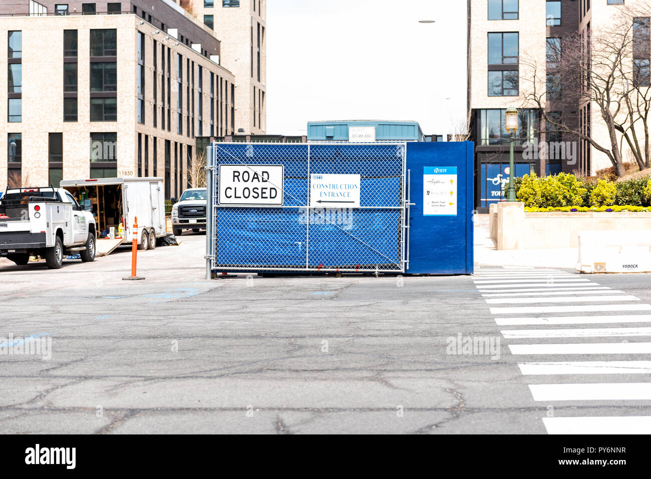 Downtown reston hi-res stock photography and images - Alamy