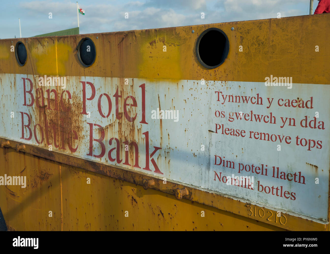 Bilingual Welsh and English sign on recycling container in Aberystwyth ...