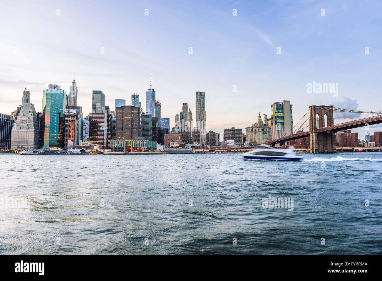 Glass waves bridge hi-res stock photography and images - Alamy