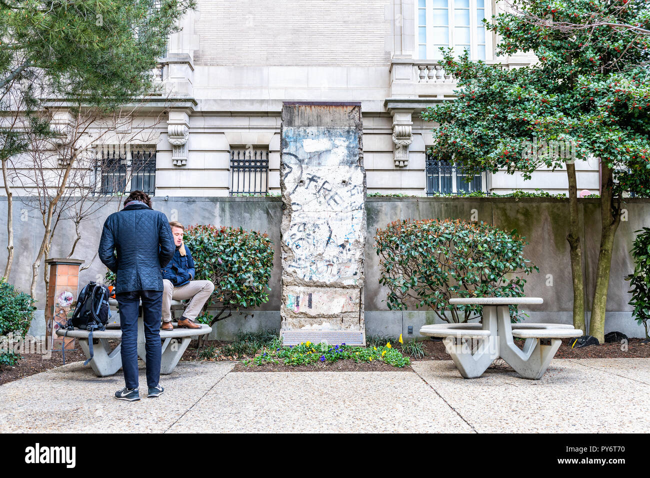 Sais berlin wall hi-res stock photography and images - Alamy