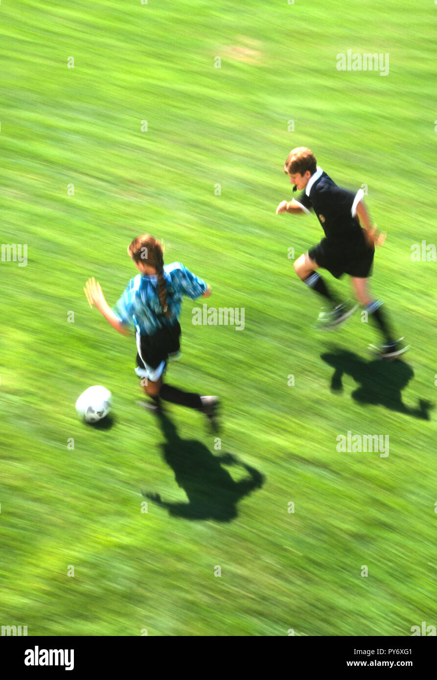 Referee children soccer hi-res stock photography and images - Alamy