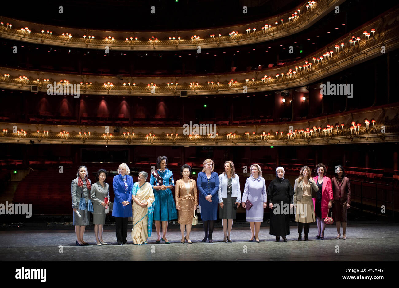 First Lady Michelle Obama poses with G-20 Summit Spouses at the Royal ...
