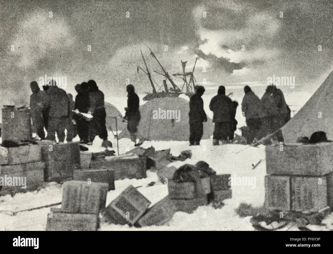 Shackleton endurance camp hi-res stock photography and images - Alamy