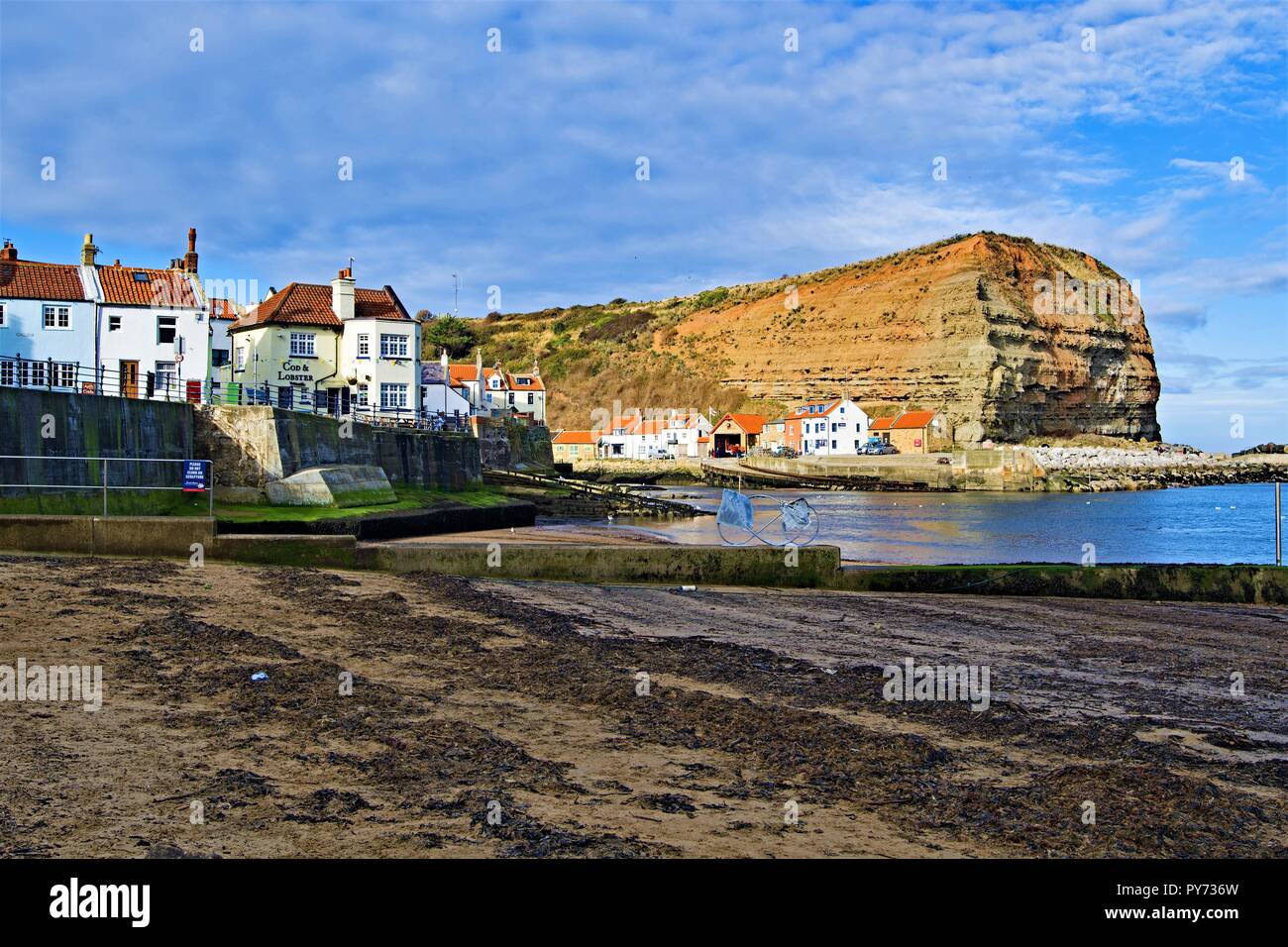 Picture Postcard Cottages High Resolution Stock Photography and Images ...