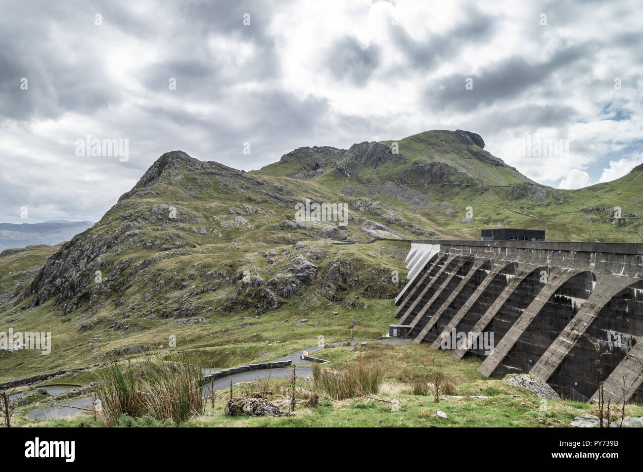 Stwlan Dam and the Moelwyn mountains near Blaenau Ffestiniog in ...
